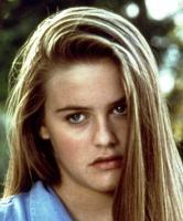 Celebrity Nooz: Alicia Silverstone